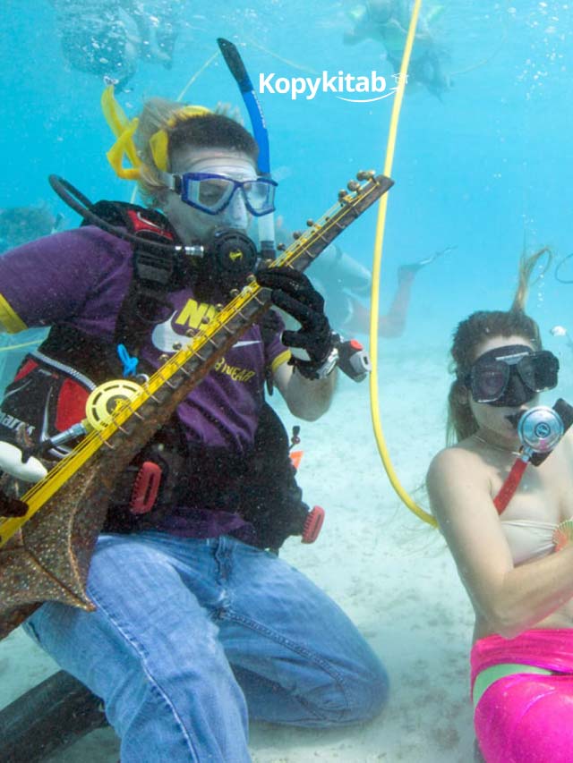 10 Most Unusual & Unique Festivals In The World - KopyKitab Blog